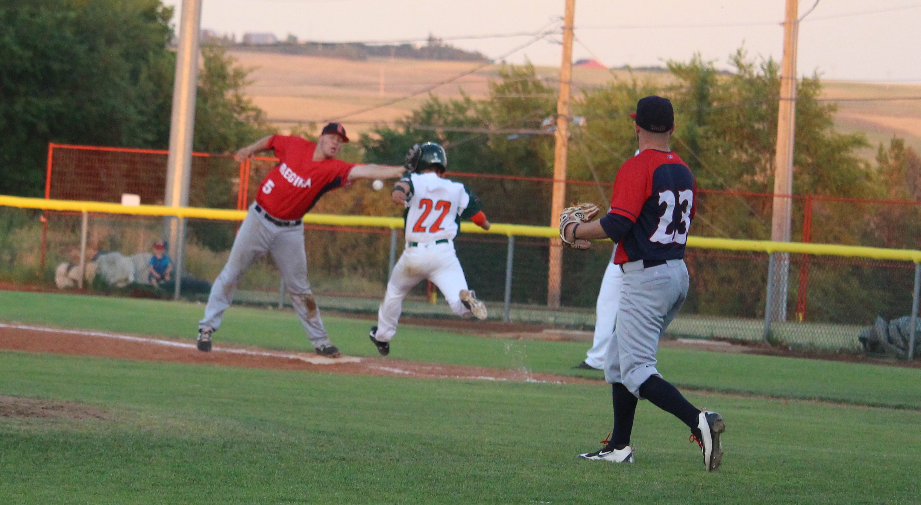 Swift Current 57's come back to clinch Eastern Division ...