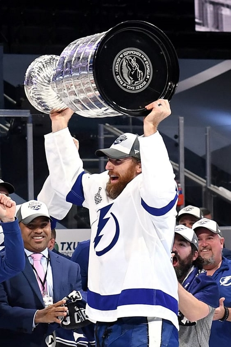 The Stanley Cup Comes to Shaunavon - SwiftCurrentOnline.com - Local ...