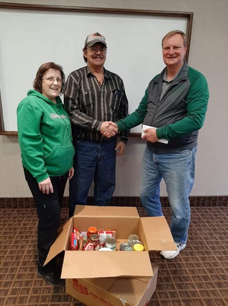 Raising Cash and Food for The Shaunavon Food Bank - SwiftCurrentOnline ...