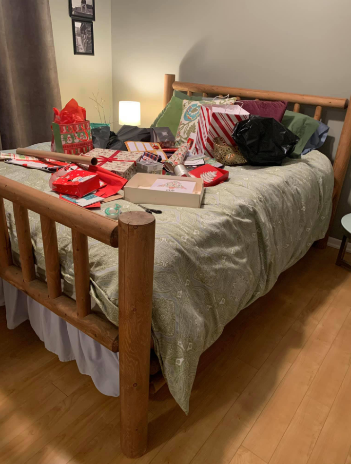 The Wrapping Room - SwiftCurrentOnline.com - Local news, Weather ...