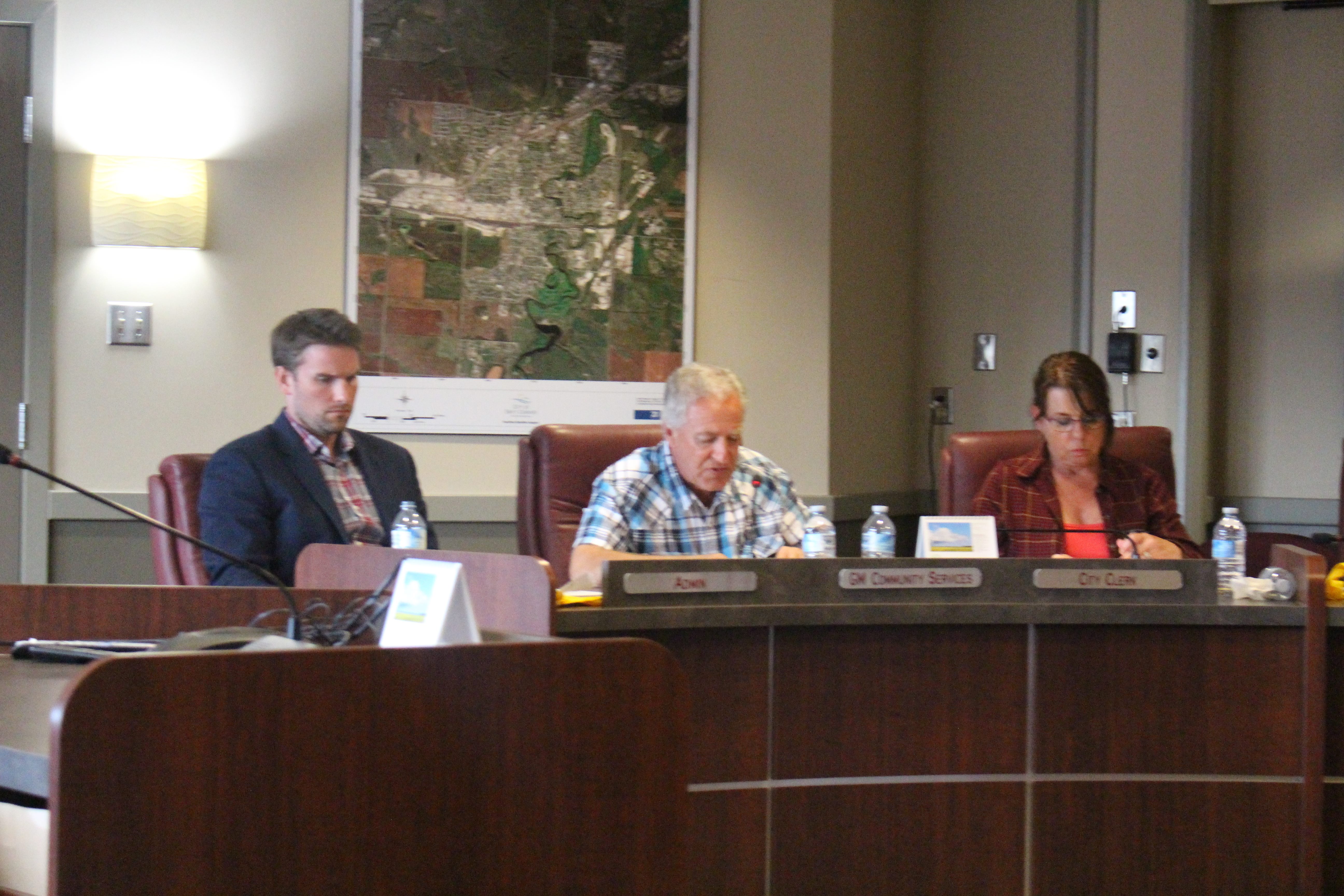 Council approves roof repair for Aquatic Centre - SwiftCurrentOnline ...