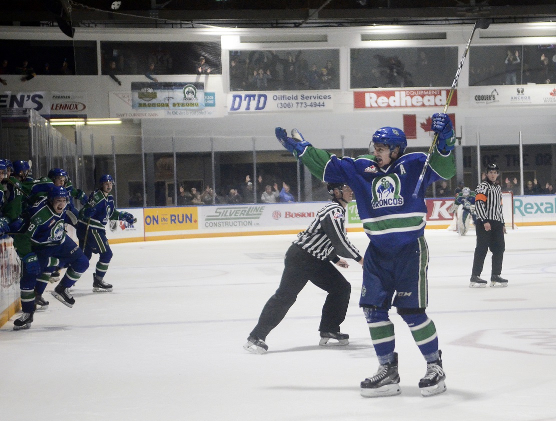 Fyten Lifts Broncos to OT Win in 200th WHL Game - SwiftCurrentOnline ...