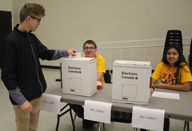 Student Vote Introduces Students to Politics - SwiftCurrentOnline.com ...