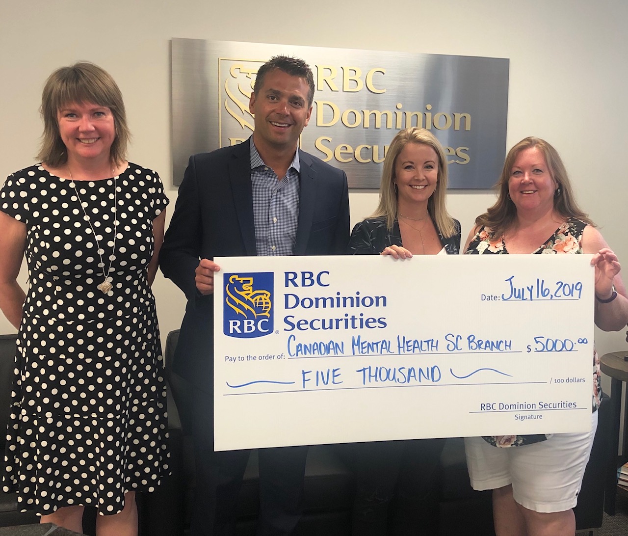 Canadian Mental Heath Association Receives Donation from RBC Dominion ...